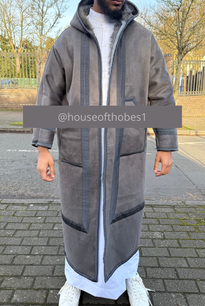 Luxury Grey Farwa Bisht | Winter Thobe Overcoat – House of Thobes